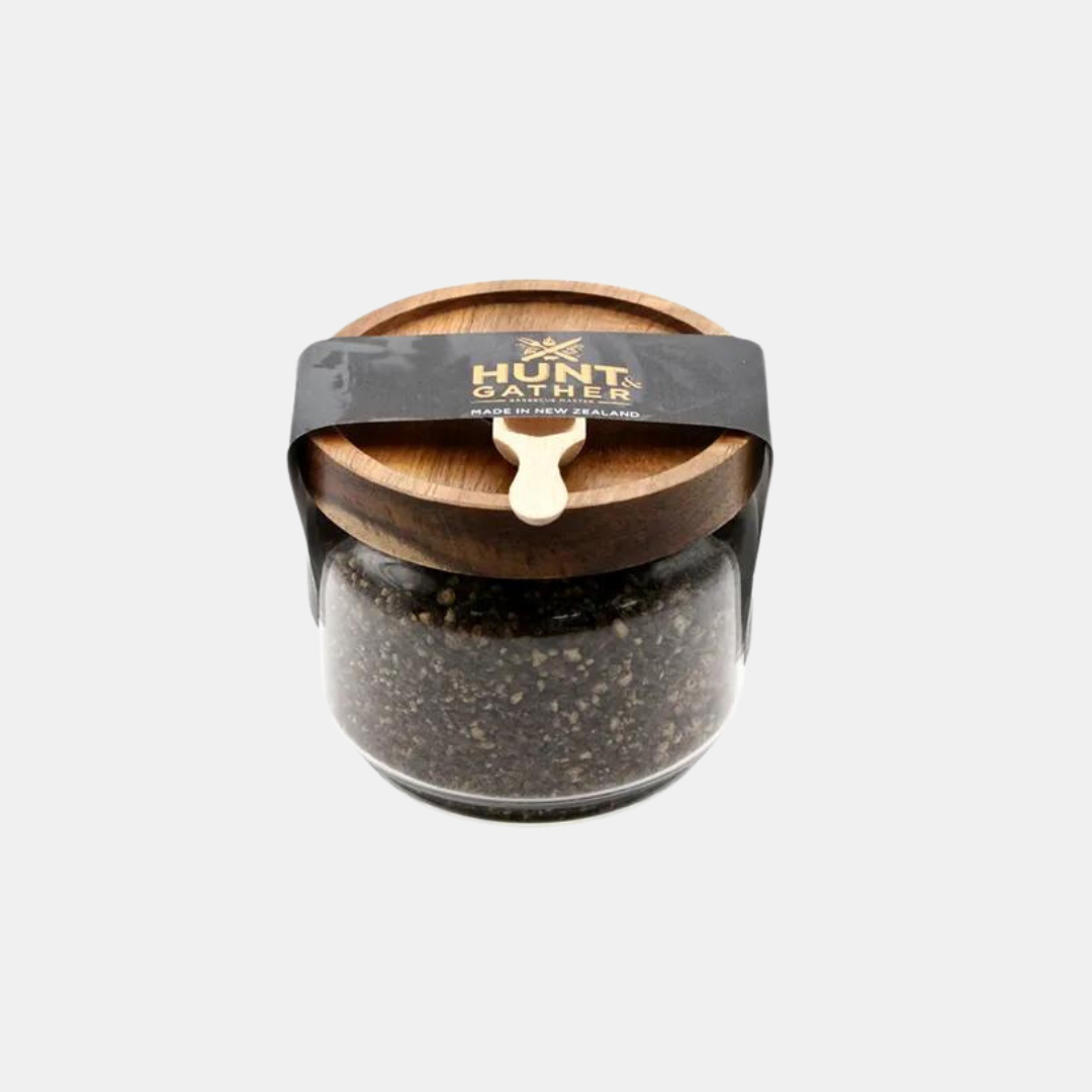 H&G Pepper - Cracked BW | Shut the front door – Shut the Front Door